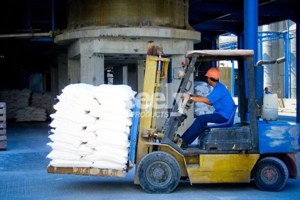 Eight Tips For Safely Handling And Lifting Heavy Items | Steely Products